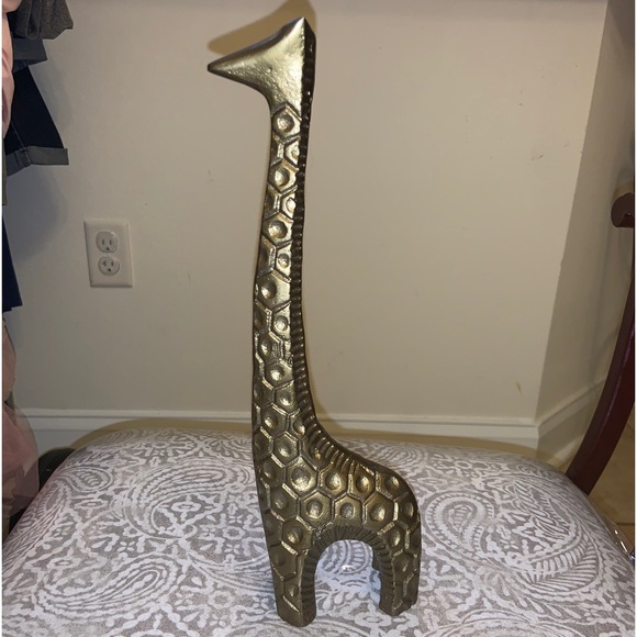 Accents | Giraffe Sculpture Cast Iron Metal Figurine African Animal ...